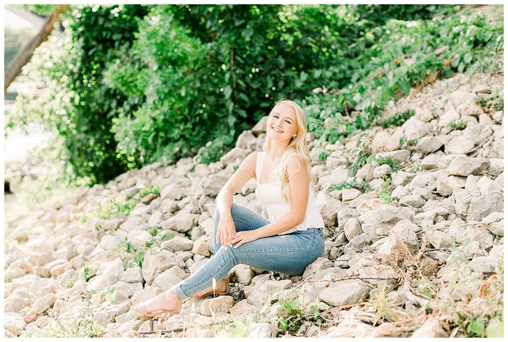 Mill City Ruins Park Senior Photos | Brooke Elisabeth Photography